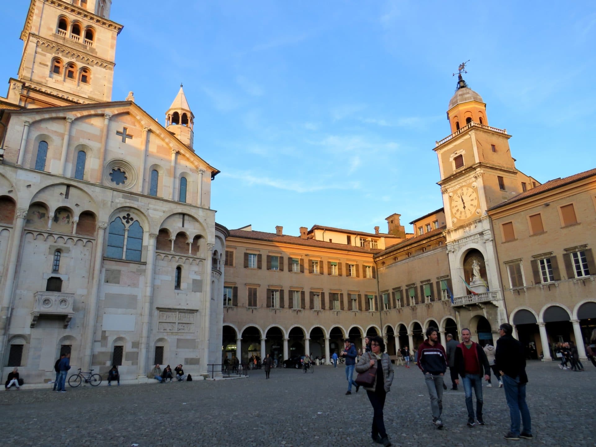Fine Dining und Balsamico Tasting in Modena - genussfreudig