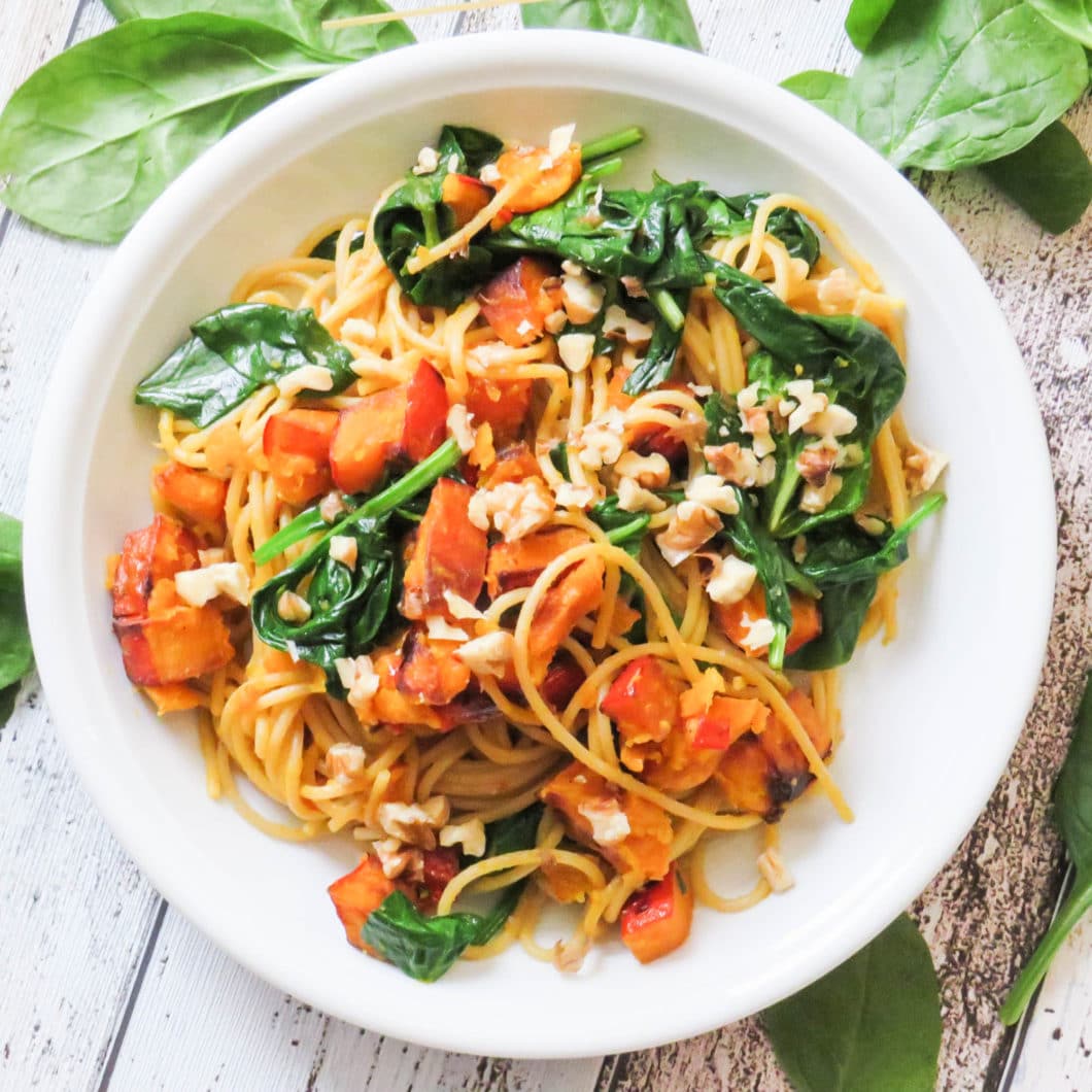 Spaghetti mit geröstetem Kürbis und Spinat - genussfreudig
